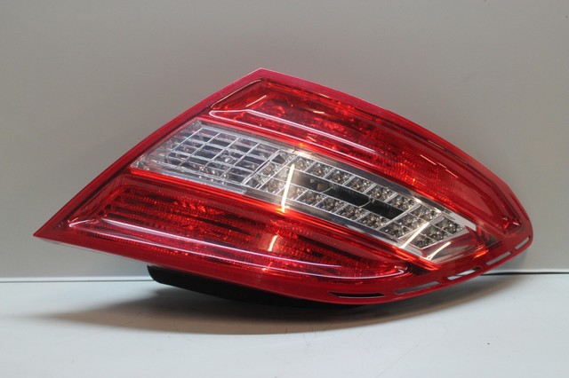 MERCEDES BENZ W204 hinten rechts Rücklicht LED 2048202064 online kaufen ...