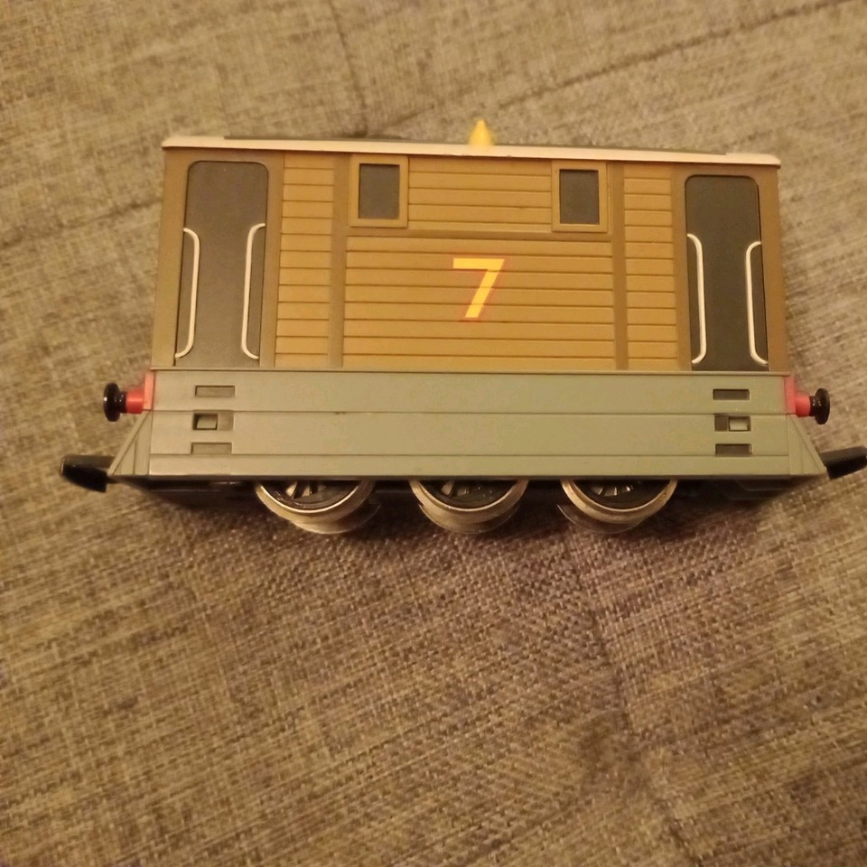 Hornby R9046 Toby the Tram Engine Thomas the Tank Range Tested ...