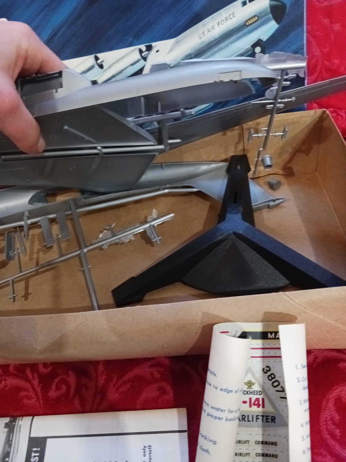 Unbuilt rare 1972 Aurora 1/108 LOCKHEED C-141A STARLIFTER model kit ...