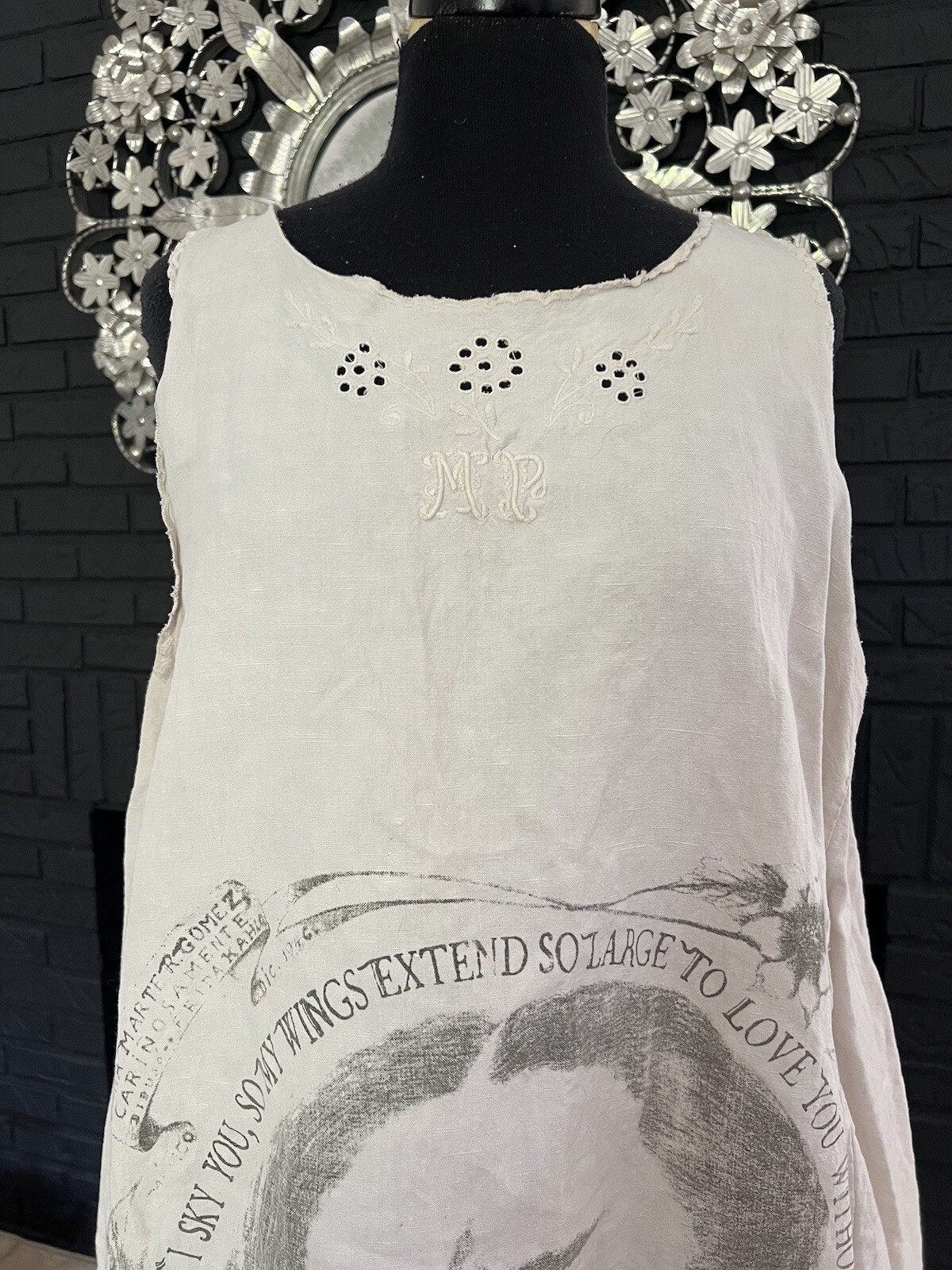 Rare Magnolia Pearl 100% Cotton Frida Kahlo Sleeveles… - Gem