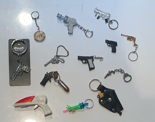 Vintage Lot Of 13 Mini Gun Keychain Key Ring Pistol Laser Space Cap ...
