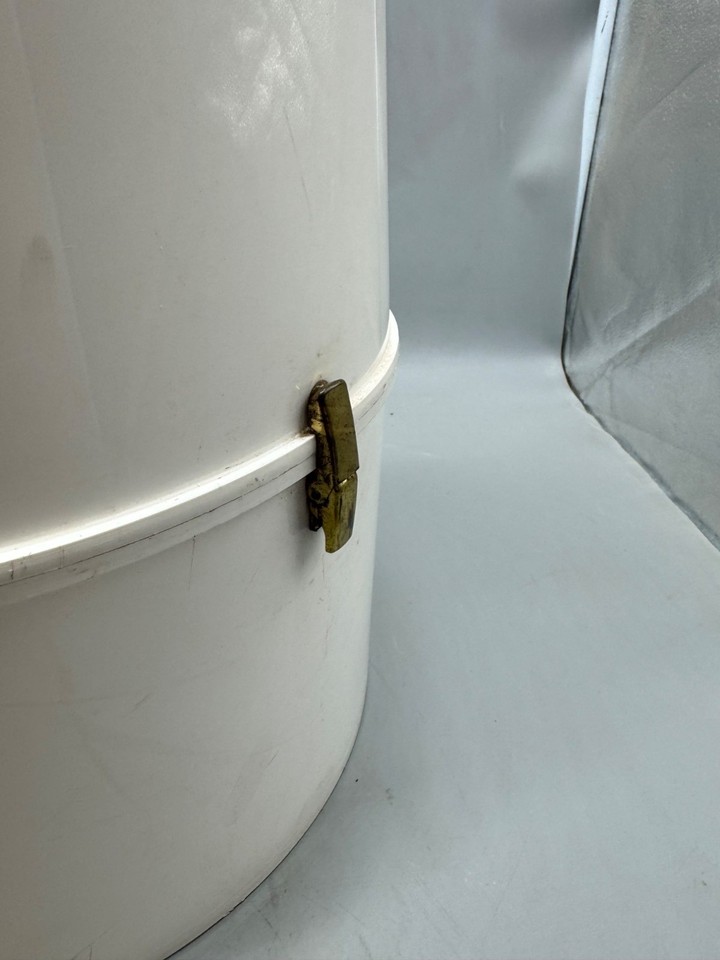 Vintage White plastic Double-Layer Storage travel hat wig box Container ...