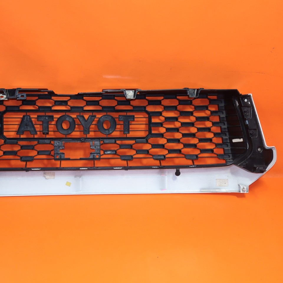TOYOTA TUNDRA TRD PRO GRILLE 2019 2020 2021 53101-0C070 OEM DAMAGED | eBay