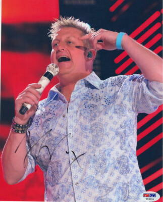 GARY LEVOX SIGNED AUTOGRAPH 8x10 PHOTO - RASCAL FLATTS, LIFE IS A ...