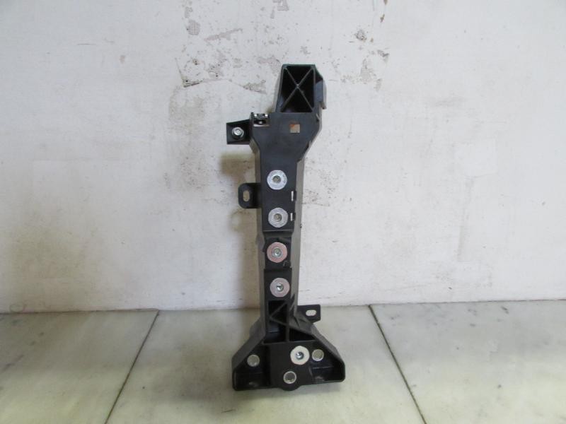 14-24 Q50 17-19 Q60 Coupe 20-22 Q60 Fender Mounting Bracket OEM ...