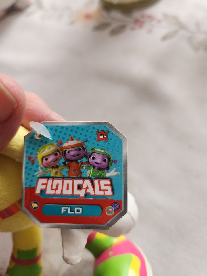 Floogals Flo Plush Doll UK Universal Kids TV Show Purple Yellow Soft ...