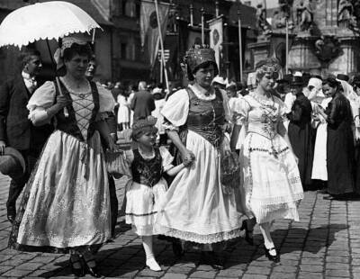 Hungary Hungarian Countesses in taditional costumes 1921 Old Photo ...