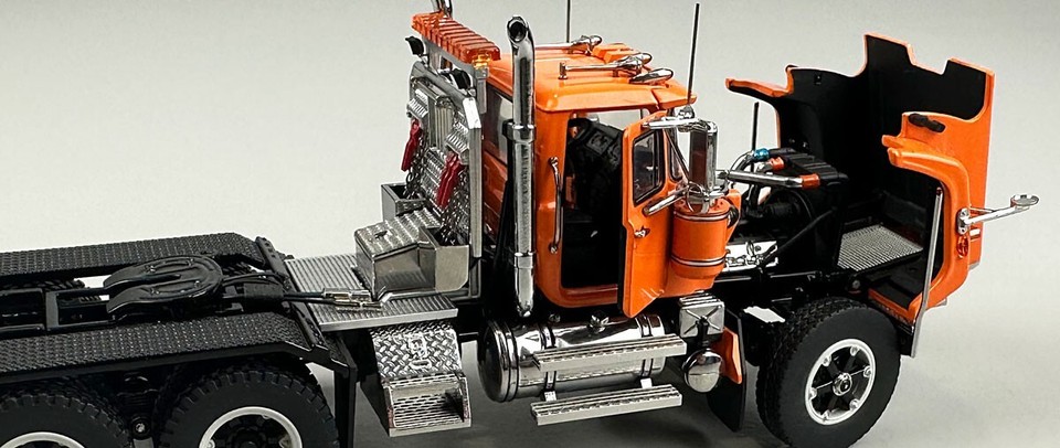 HHR138G-1 - 1:50 scale Mack Superliner Heavy Spec - Orange over Black ...