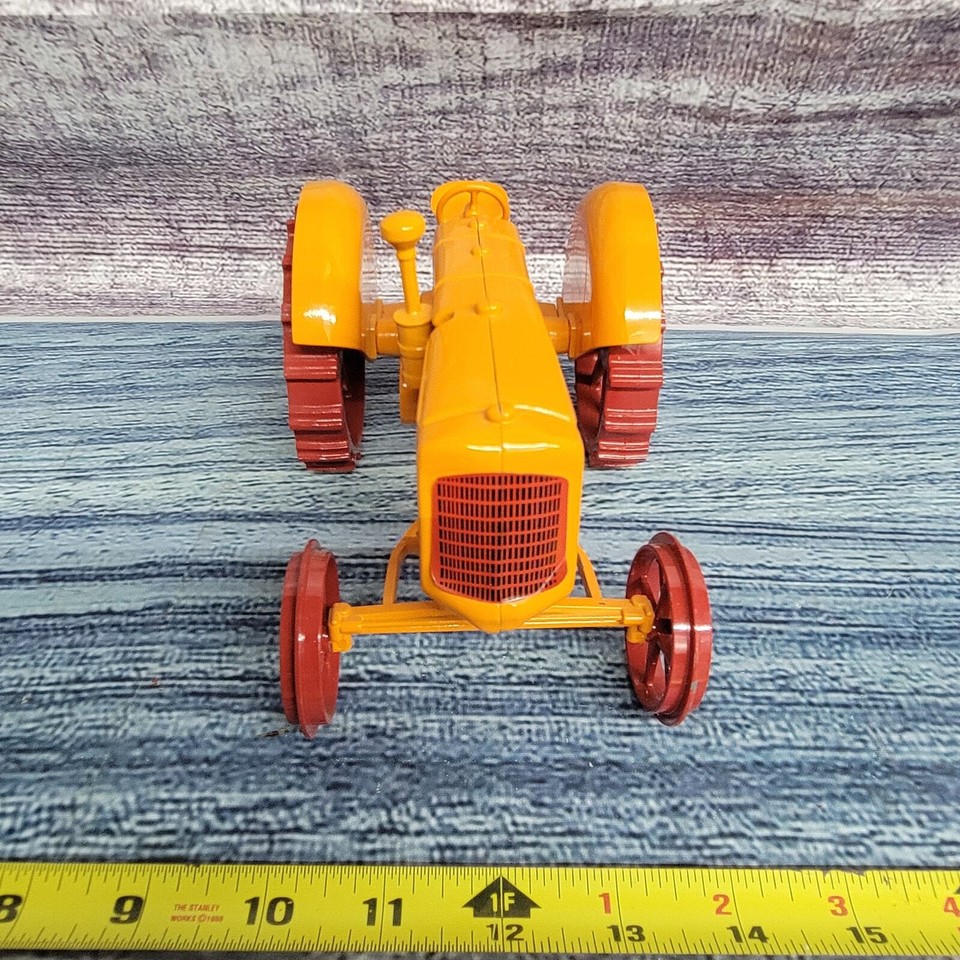 Vtg 1/16 Speccast Minneapolis Moline w/frontend diecast tractor 1of ...