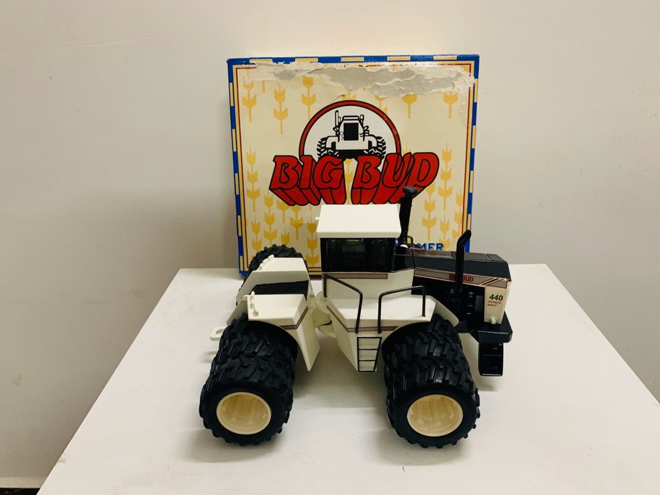 Ertl Toy Farmer Big Bud 440 Power Shift White 1/32 Scale Full Metal ...