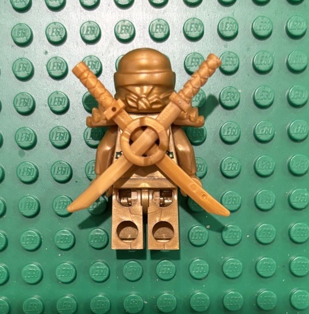 Lego Ninjago Lloyd Golden Ninja The Final Battle Minifigure njo073 ...