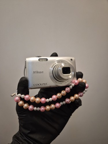 Nikon Coolpix S3300 RED 16MP SLIM Digital Camera TESTED WORKING ...