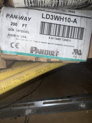BRAND NEW FULL BOX 200 FEET PANDUIT Pan-Way LD Surface Raceway LD3WH10 ...
