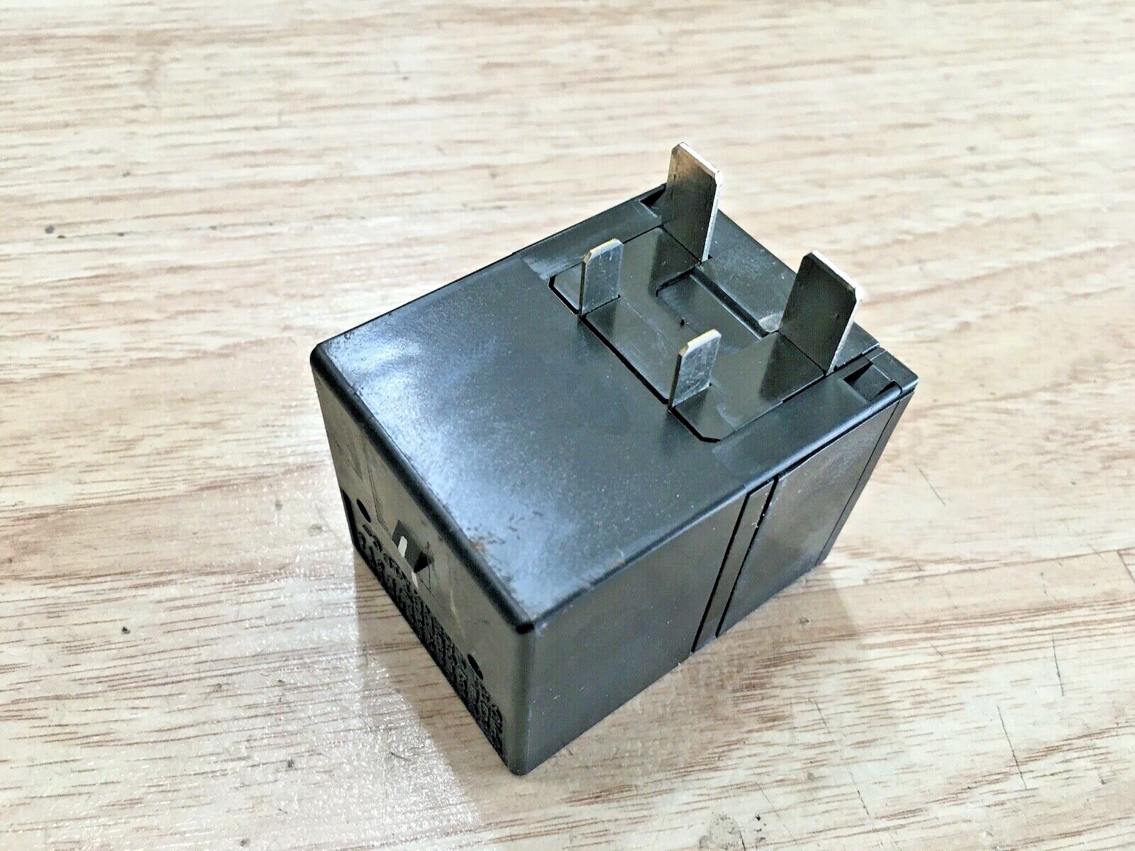 toyota hybrid relay SYSTEM MAIN g3843-33010 coversolenoid oem d42 | eBay