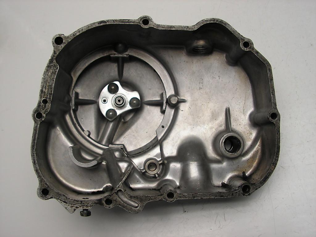 #1263 Honda C200 C 200 Engine Side Cover (B) | eBay