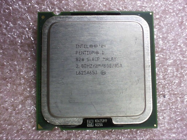 Intel Pentium D 820 2.8GHz Dual-Core (HH80551PG0722MN) Processor for ...