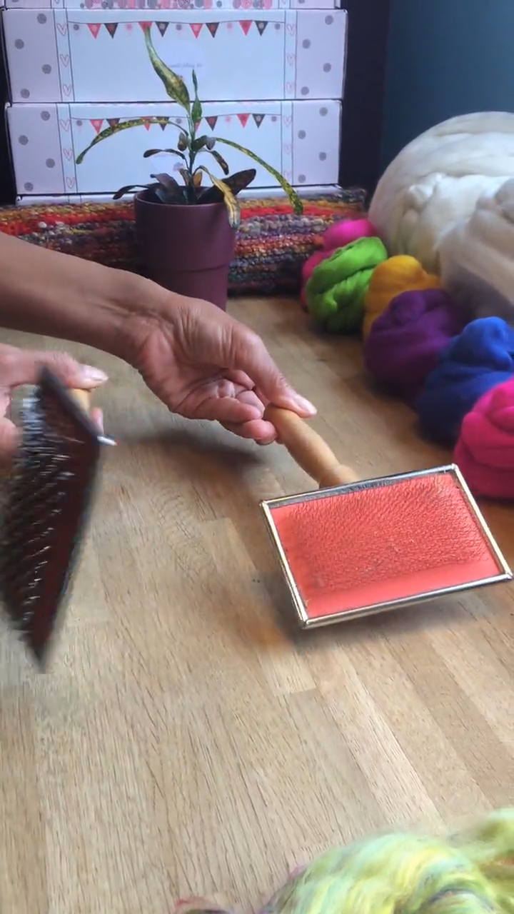 Heidifeathers® Hand Carders or Single Flick Carder - Wool Carders ...
