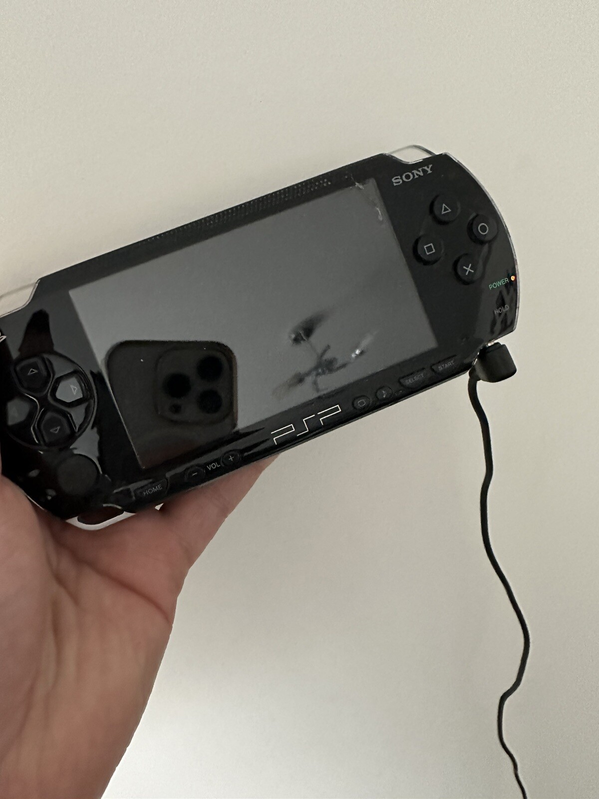 Sony PSP Giga Pack + 1GB Memory Stick. PSP, Game Bundle charger + Case ...