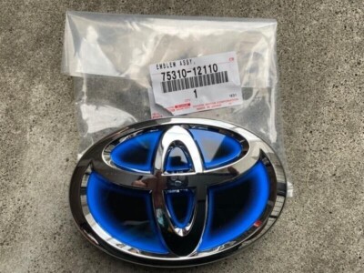 Toyota EMBLEM, RADIATOR GRILLE For TOYOTA YARIS CROSS MXPJ10 75310 ...