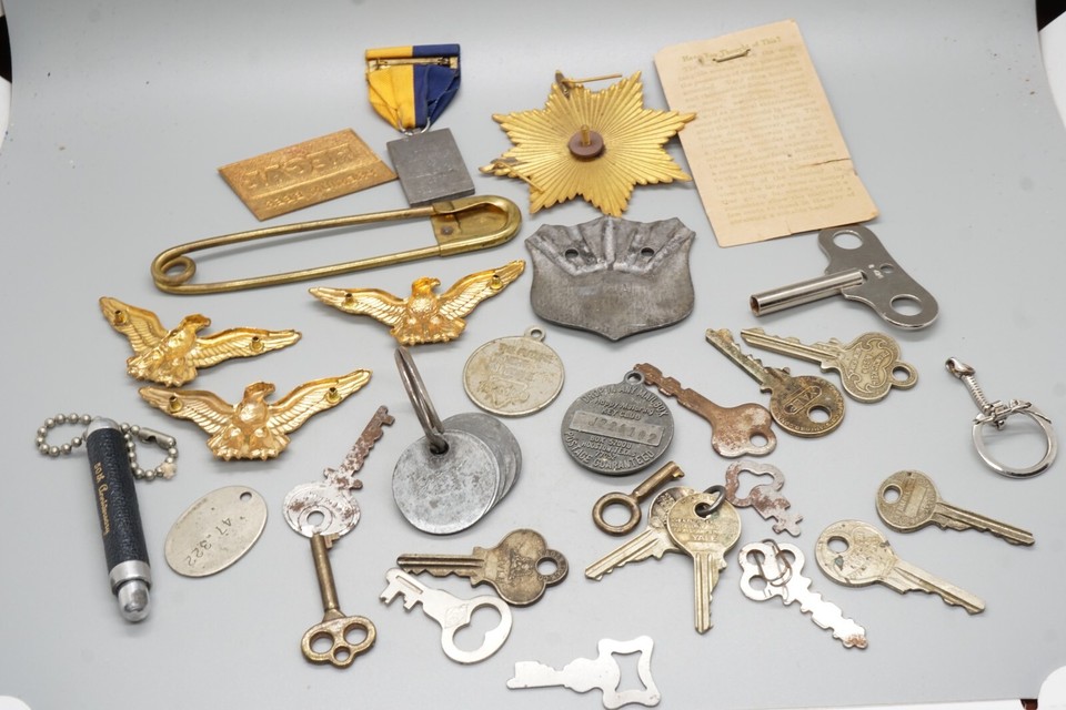WWII Era Army and Masonic Pins, Medals & Keys Large & Heavy Group Lot ...
