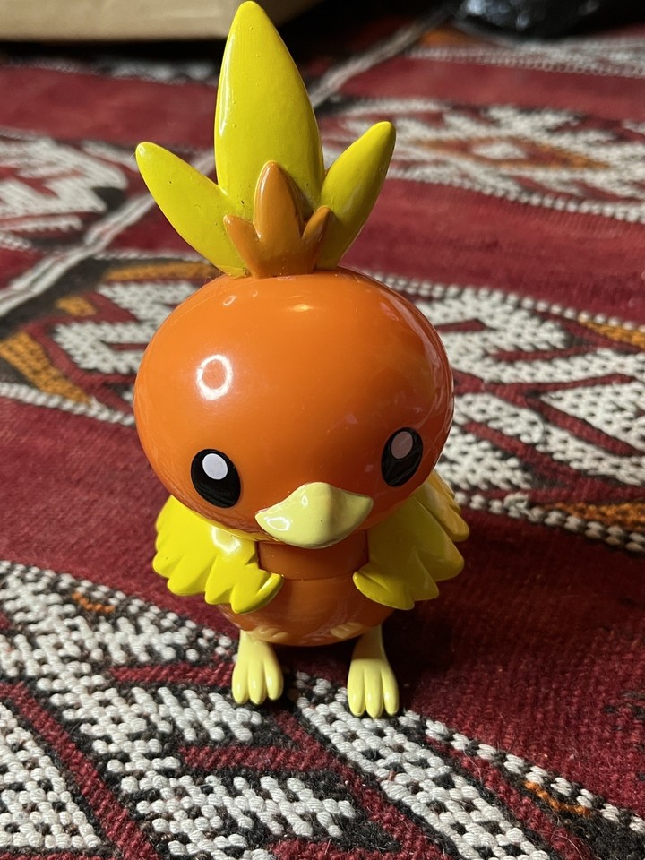 Torchic Pokemon Figure 2004 Bandai Wheely Bottom Movable 5 Inches in ...