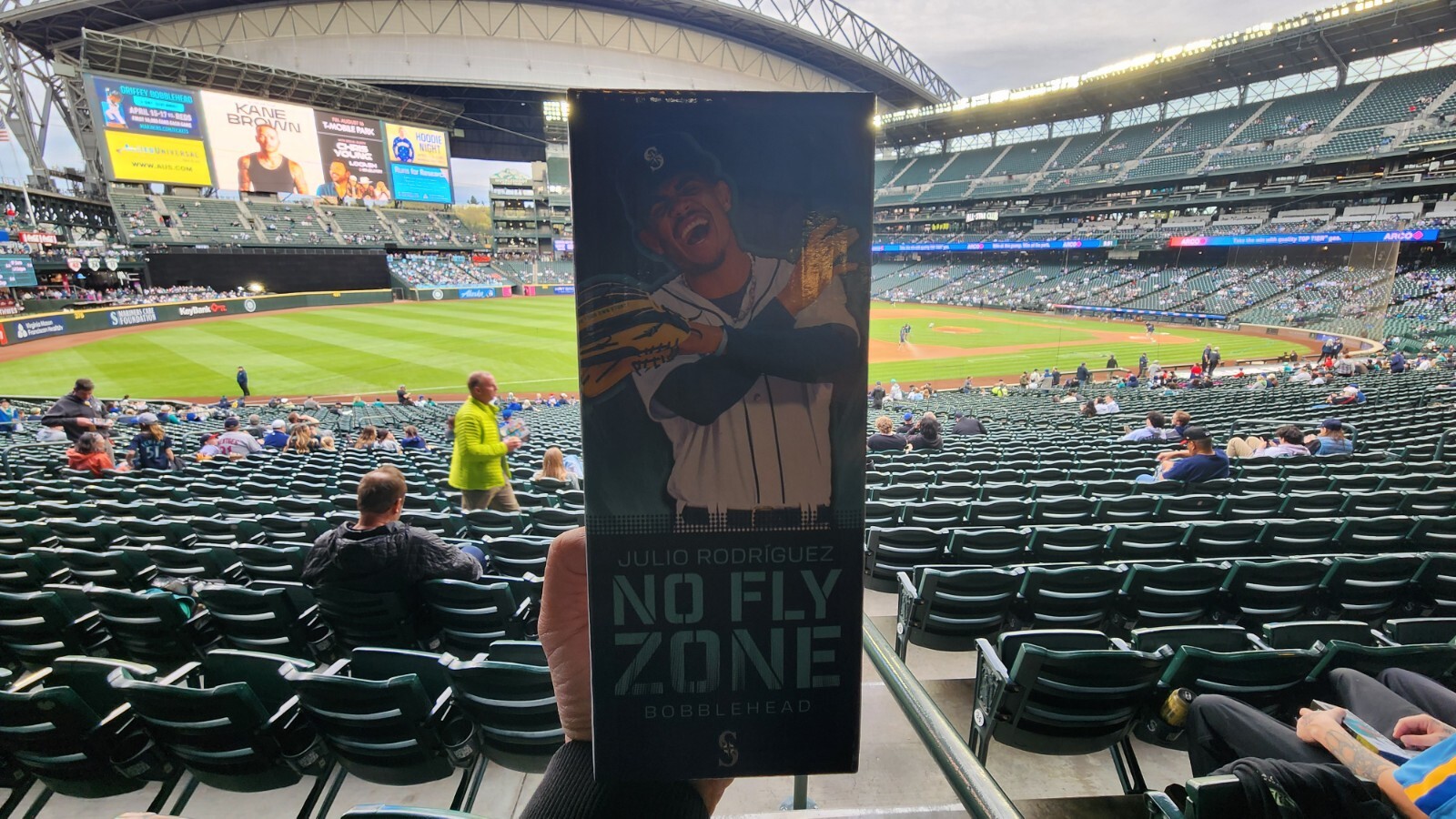 Julio Rodriguez "NO FLY ZONE" Bobblehead 4/1/2024 SGA Mariners | eBay