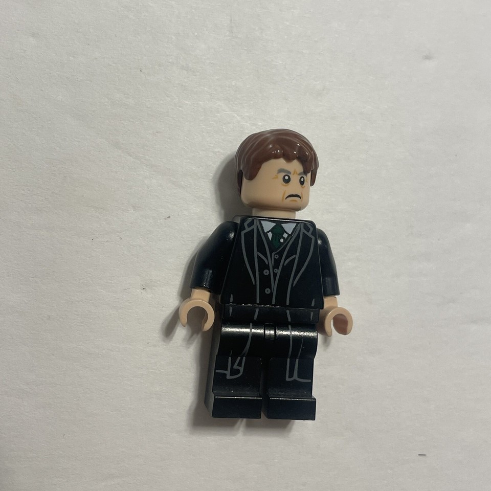 LEGO Harry Potter Minifigure Tom Riddle - Long Coat and Vest - Wrong ...