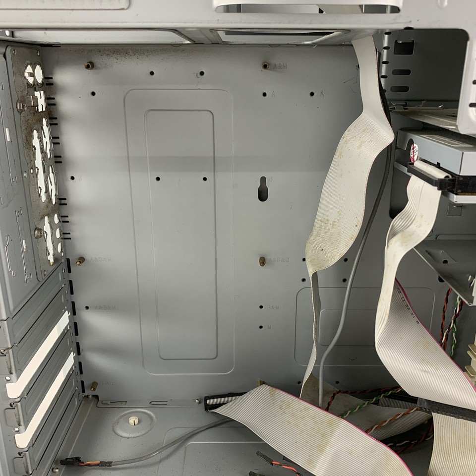 Unbranded Vintage Retro PC Desktop Computer Barebones Chassis No Power ...