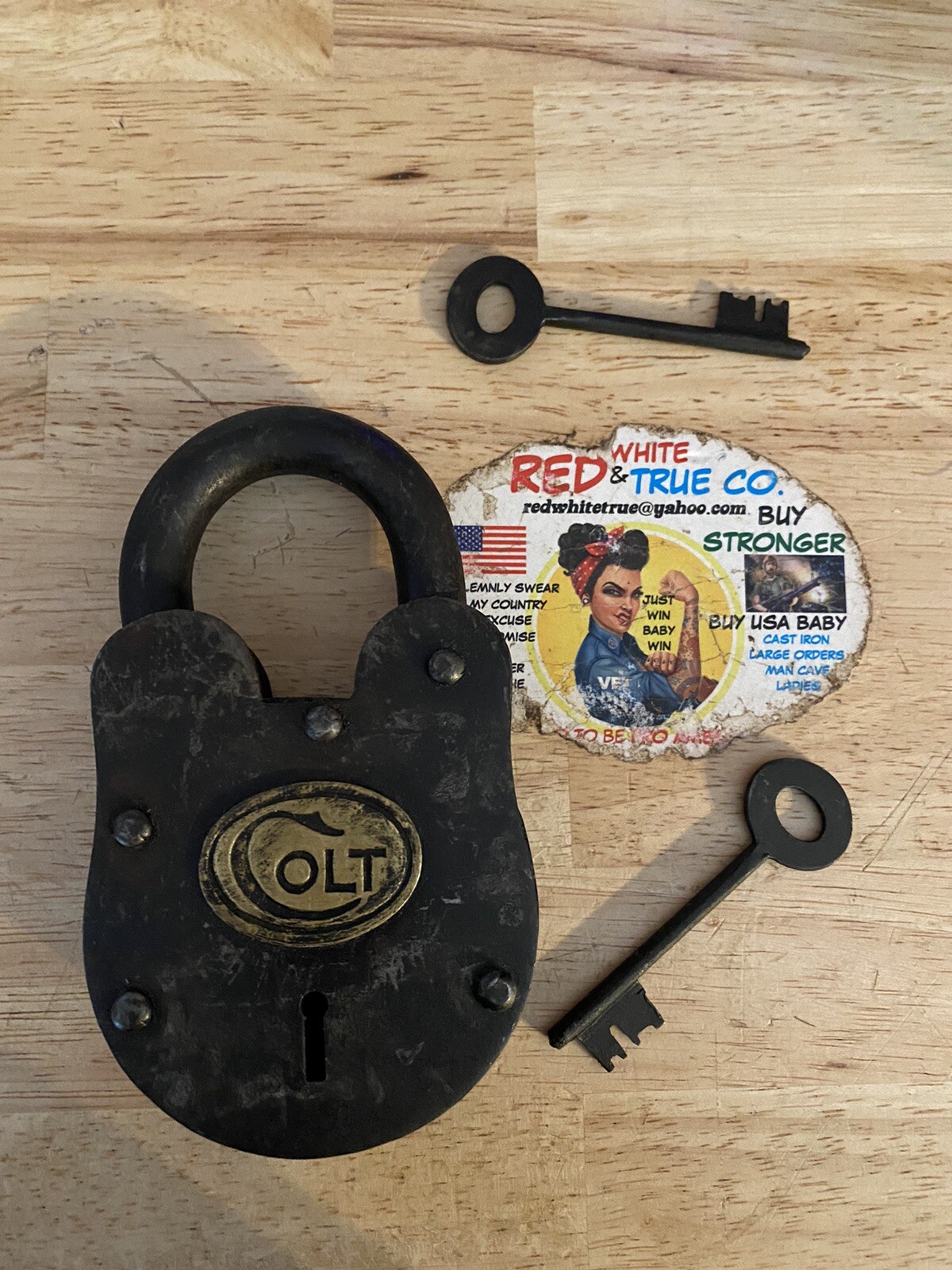 Colt Rifles Padlock Key Lock Lot x2 Keys METAL Gunsmoke Yellowstone ...