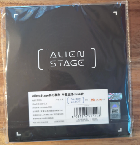 Official Alien Stage Sweet Dream Cafe Half Bust Acrylic Stand - Ivan ...