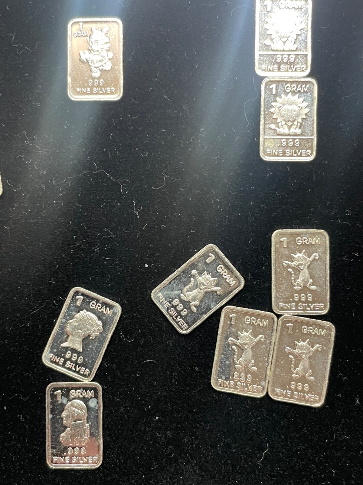 Lot of 5- 1 GRAM .999 FINE SILVER BARS & VILE GOLD FLAKE AND SILVER ...