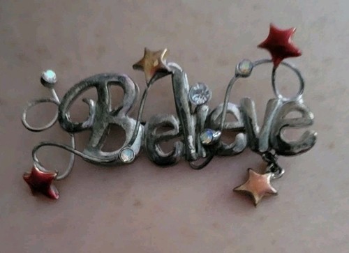 Vintage BELIEVE spell Out Pin Brooch Silver Tone Red Green Stars ...