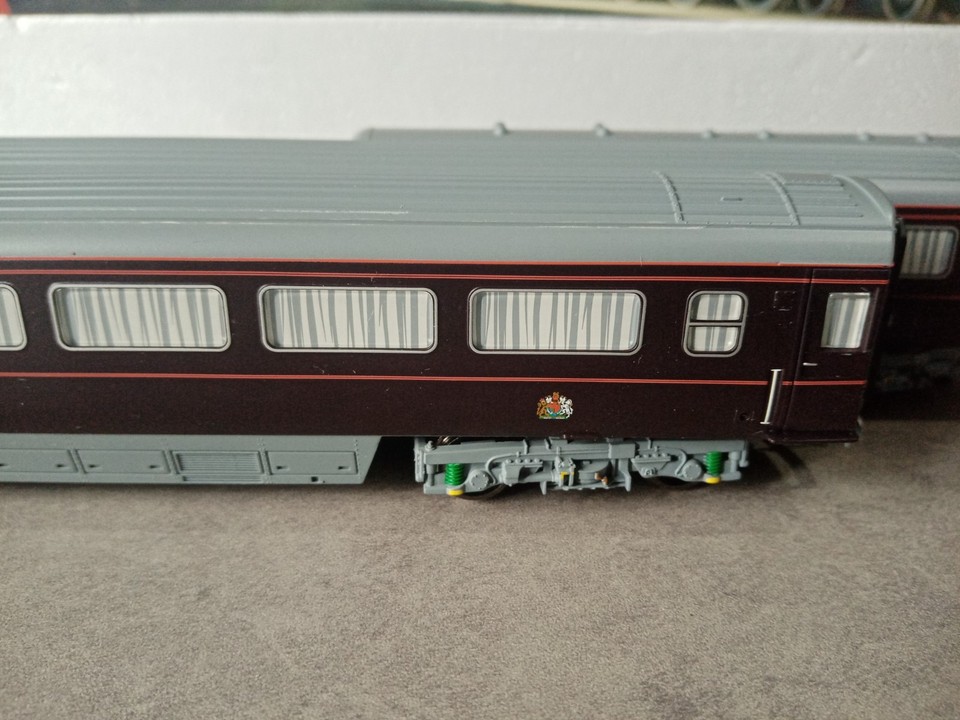 Hornby OO Gauge Train set THE ROYAL TRAIN LMS Locomotive Unused ...
