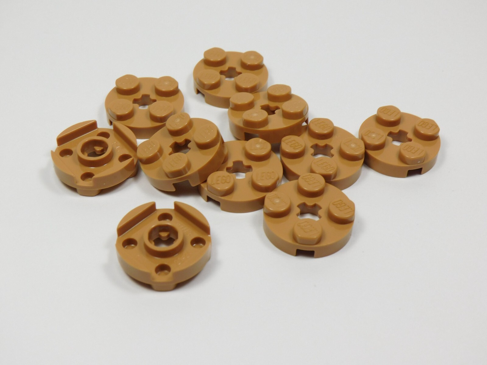 LEGO Lot of 10 Medium Nougat 2x2 Round Plates D4 | eBay