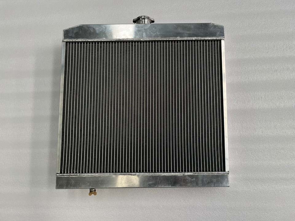 👍For Mercedes-Benz W108 BEHR Radiator 250s 1085000503 Aluminum Radiator ...