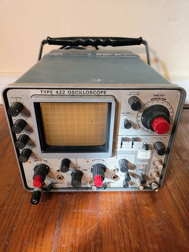 Vintage Tektronix Oscilloscope Type 422 + Test Leads Powers On | eBay