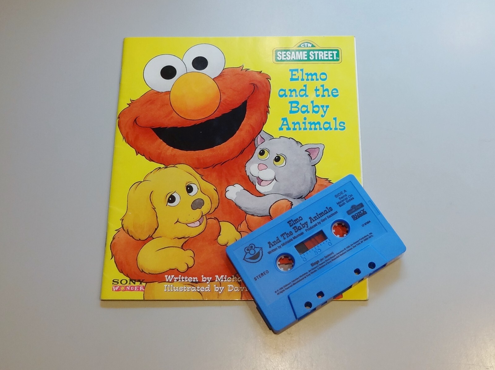 Vtg ELMO & BABY ANIMALS BOOK & CASSETTE TAPE Sony Paperback Read Along ...