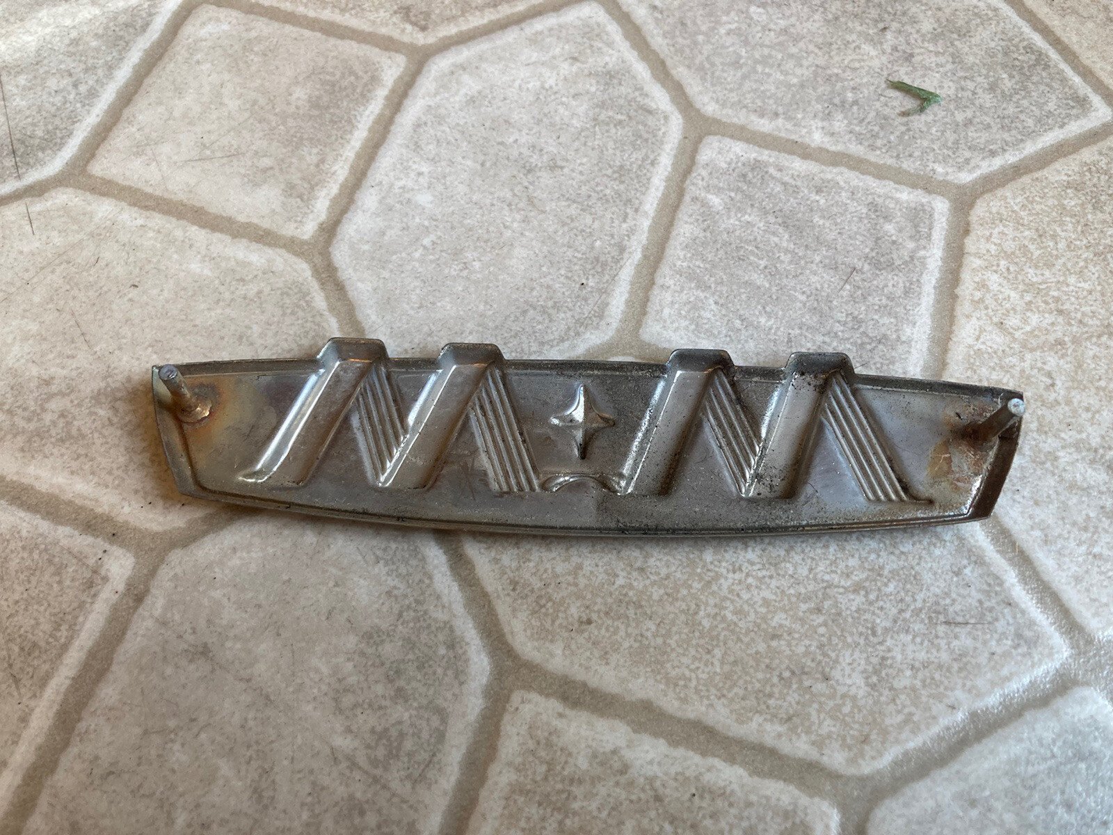 1960s-1970s Cadillac Miller-Meteor M&M Hearse Emblem