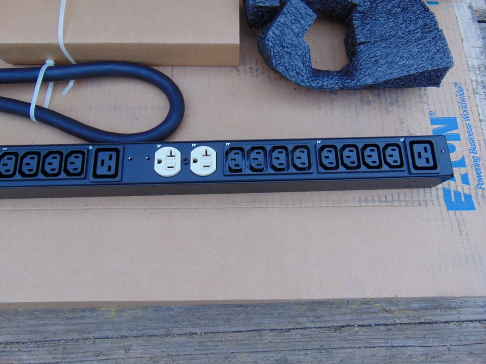 Eaton 24 Plug Rack Power Distribution Surge Protector Strip Monitored ...
