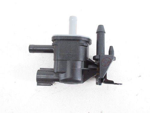 Genuine OEM Toyota 25860-0V020 Vacuum Switching Valve NO.1 Vapor ...