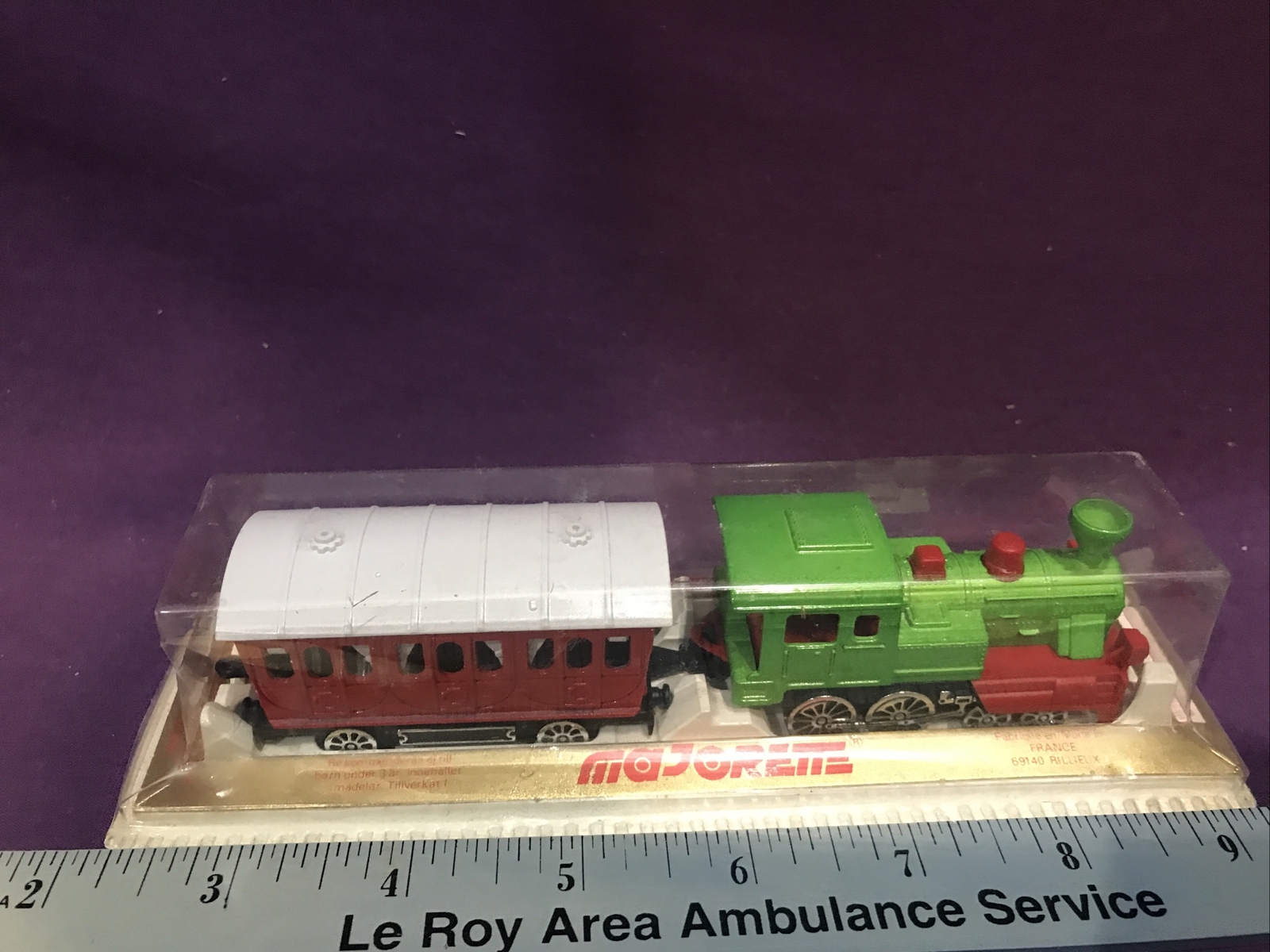 Majorette No.278 Western Locomotive Train Green and Red with Red Train ...