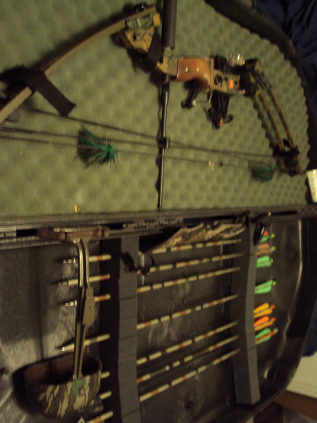 PSE Thunderbolt 4x4 compound bow with extras | eBay