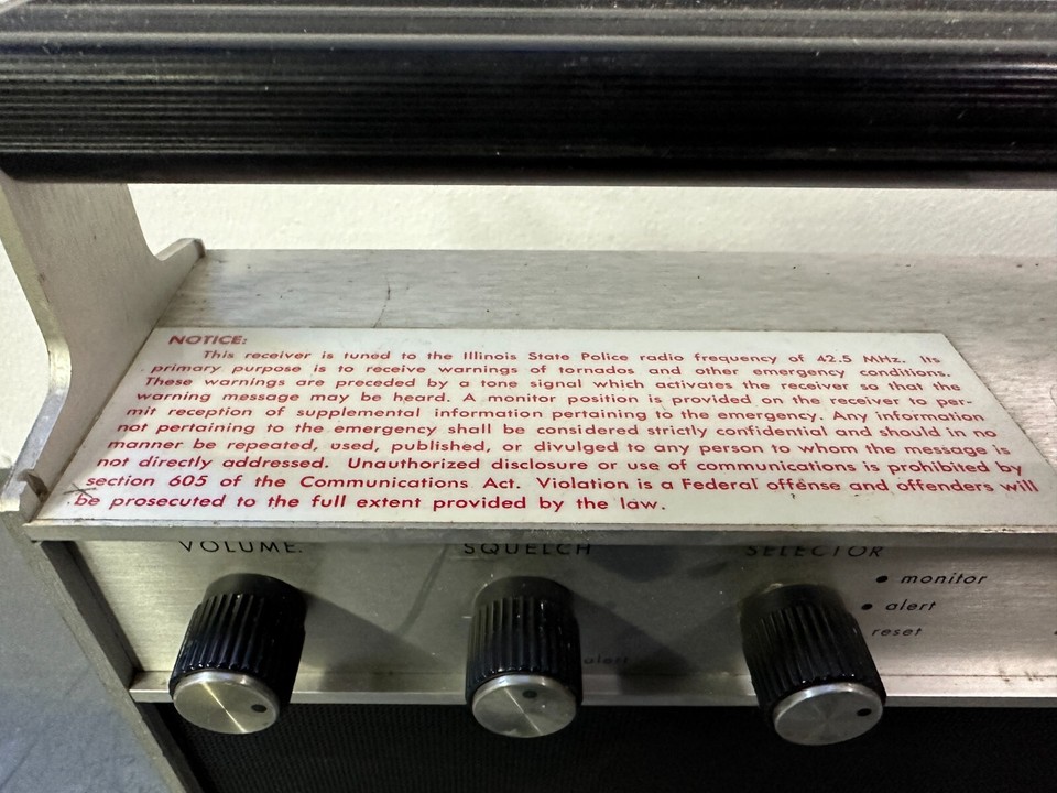 Federal Sign and Signal Corp Model Ten Ten Fire Department Radio ...