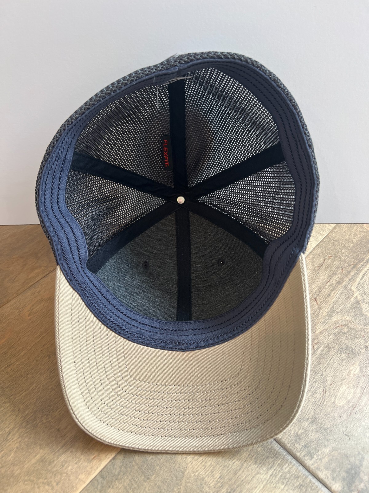 Columbia Forest Tree Flag Hat Mesh FlexFit Fitted Ball Cap Gray Tan ...