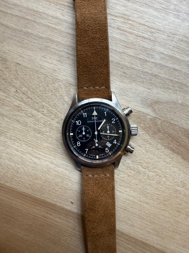 IWC Pilot's Watch Chronograph Mecaquartz (IW3741-01) | eBay