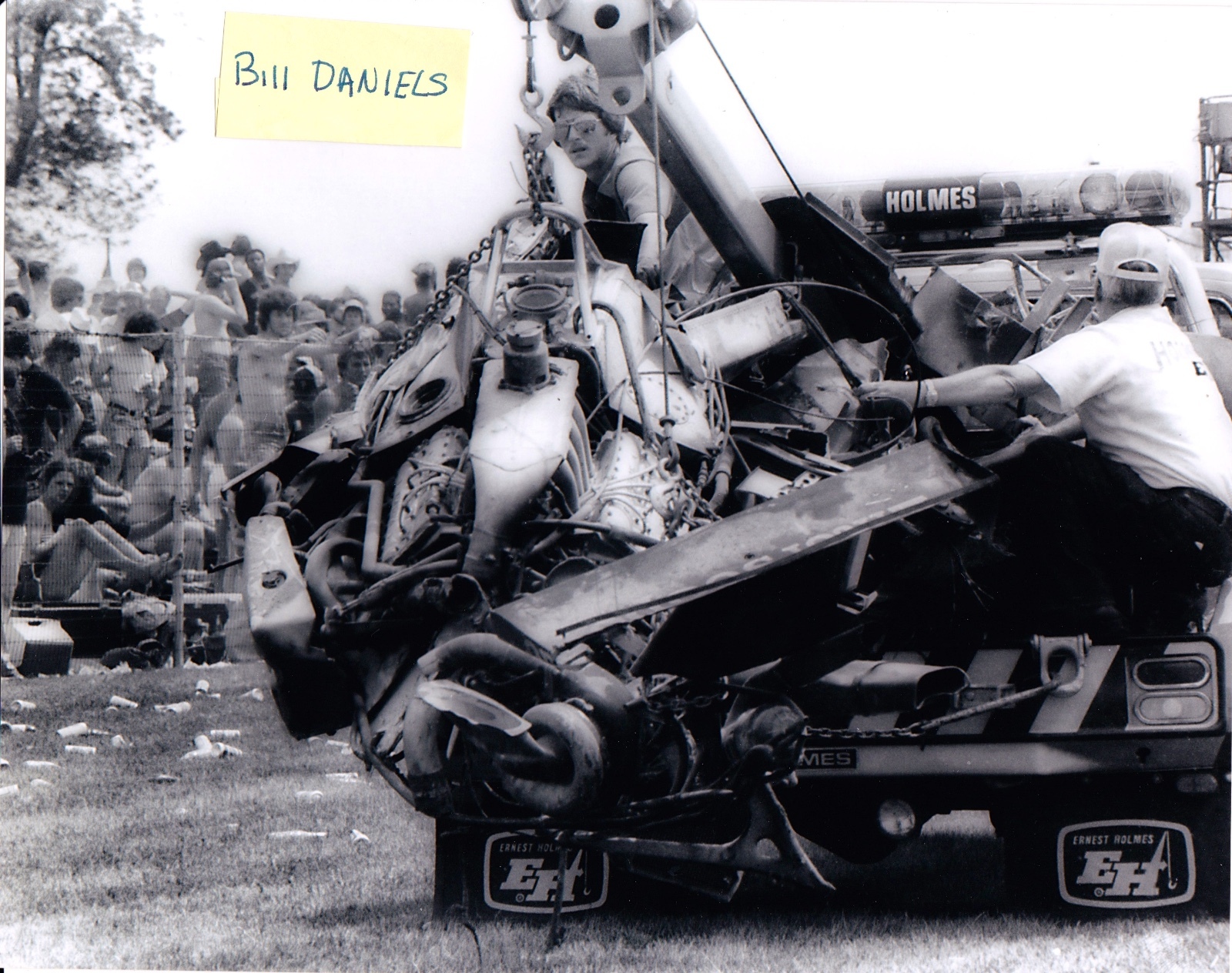DANNY ONGAIS Interscope Racing Cosworth CRASH 1981 INDY 500 8 X 10 ...