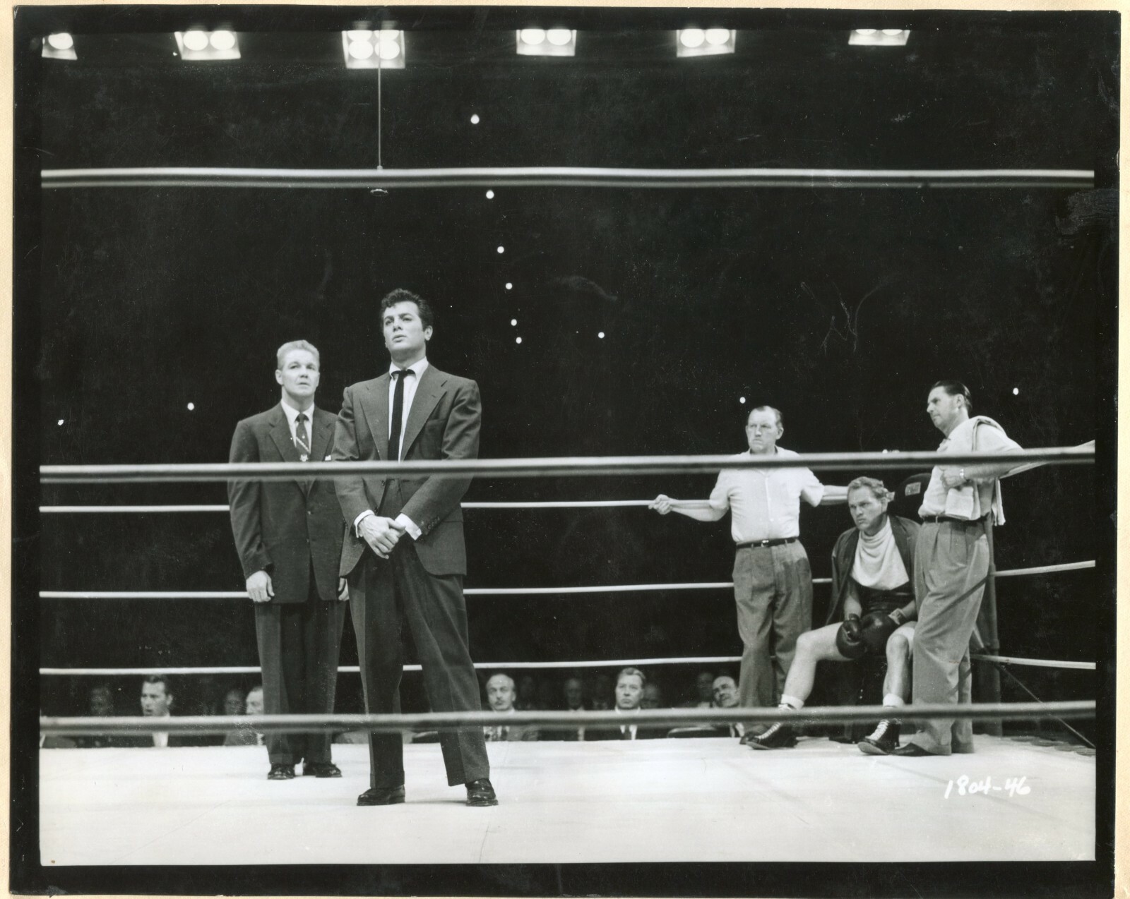 TONY CURTIS boxing (1955) / DEBBIE REYNOLDS, The Singing Nun (1966 ...