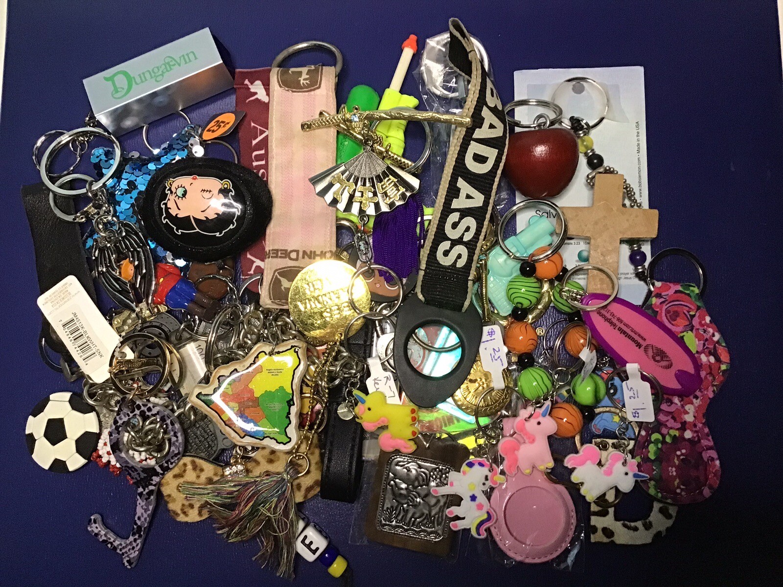 Over 2 Pounds Of New And Used Keychains Perfect For Reselling | eBay