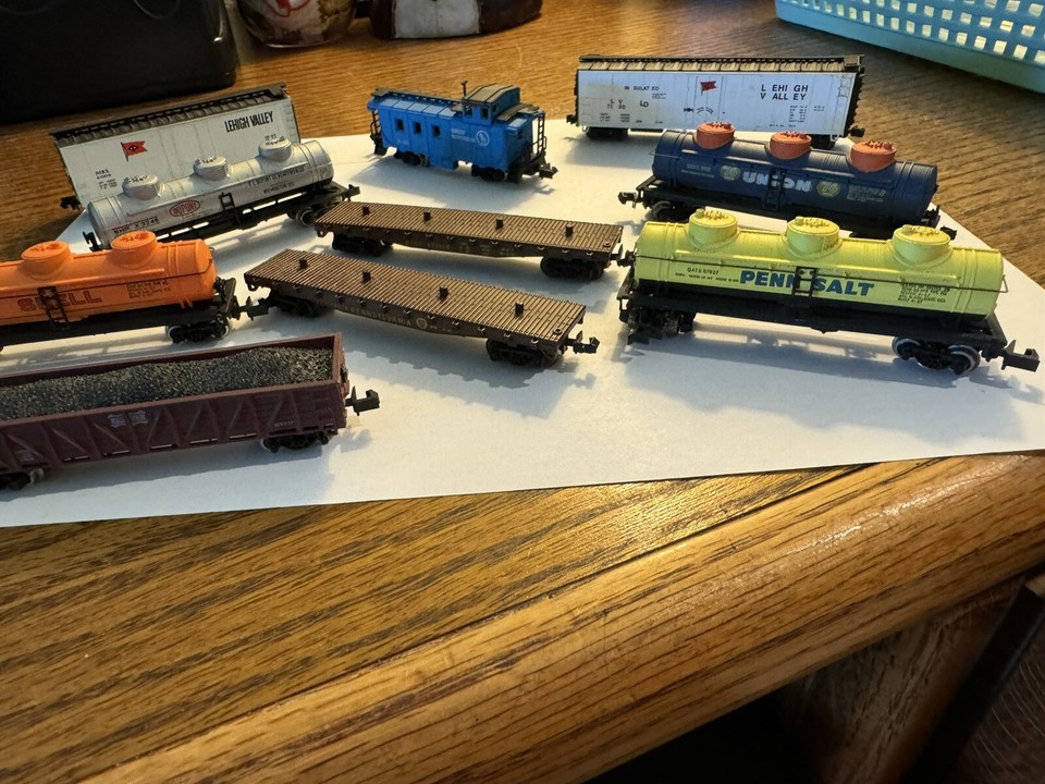 N Gauge Trains Lot of 10 Assorted Cars vintage | eBay