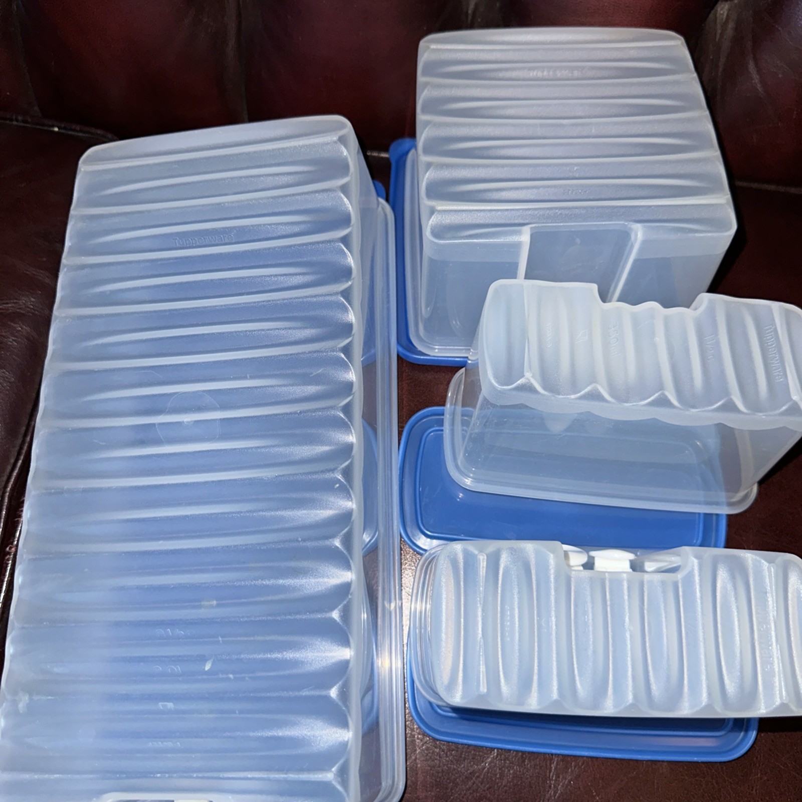 Tupperware Fridgesmart Ventsmart Square and rectangles - Blue seals ...